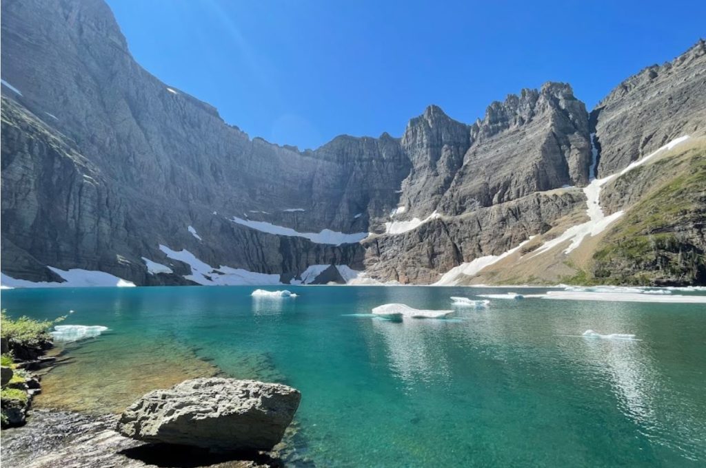 21 Best Lakes in Montana For Floating, Hiking, & Fishing | kiki la ...
